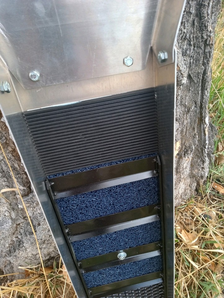 Montana Prospector M-377F 3 Stage Gold Sluice Box 37" Free Miners Moss ...