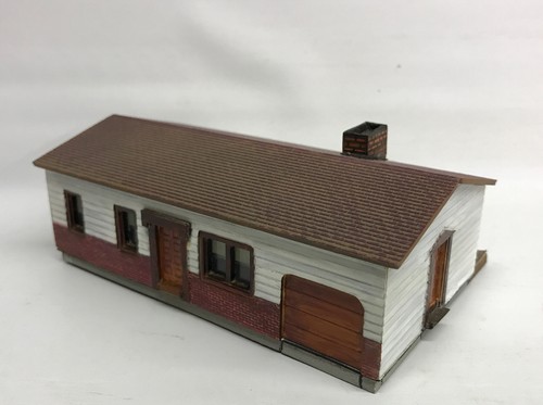 HO Scale White Ranch House with Half Brick Front & Deck in Back | eBay