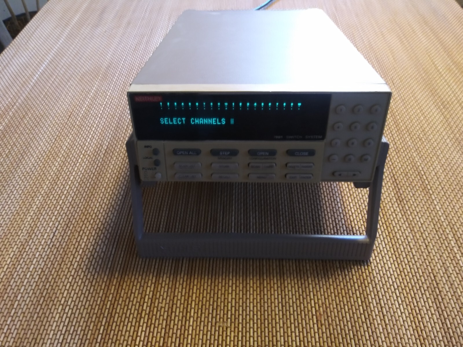 Keithley 7001 Switch System Mainframe for sale online | eBay