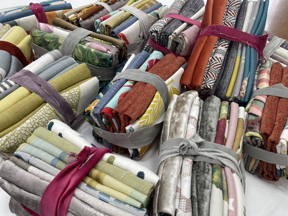 2 X designer Fabric Bundles . Made Up Of 6 Pieces approx Quarter Of ...