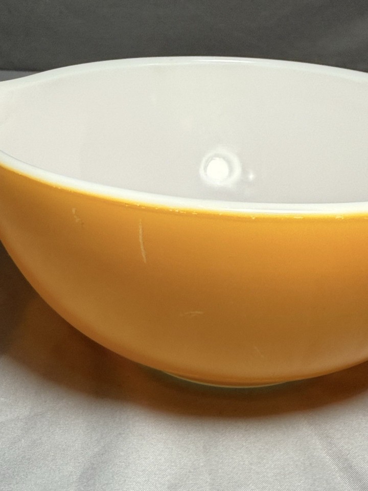 Pyrex Vintage Nesting Mixing Bowls Set of 2 Cinderella 'Friendship ...