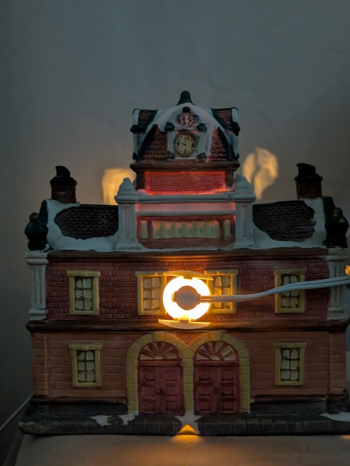 Holliday Collection Village Porcelain Lighted TRAIN STATION | eBay