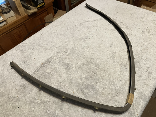 1964 1965 1966 1967 Corvette NOS RH Original Coupe Door Window Channel ...