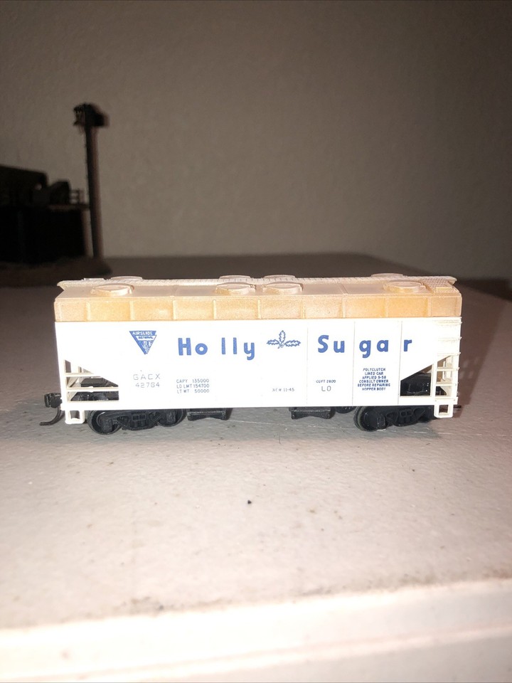 Tyco HO scale GACX covered hopper model train car for Holly Sugar ...