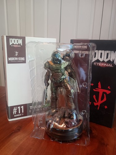 Doom Eternal ThinkGeek Modern Icons #11 - Doom Slayer Statue | eBay