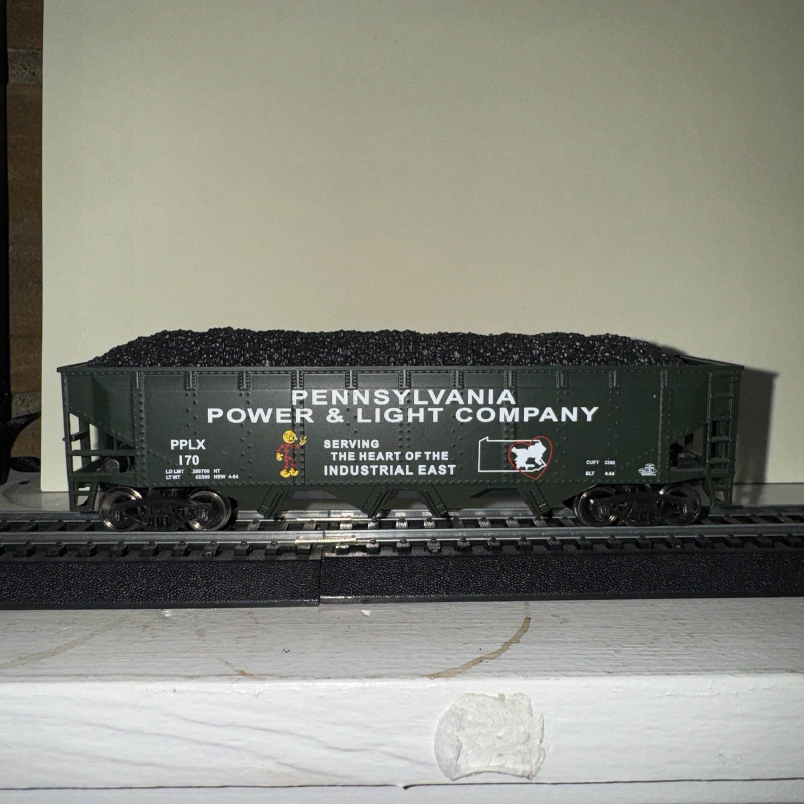 Walter’s Pennsylvania Quad Offset Hopper HO Train Car 1 | eBay