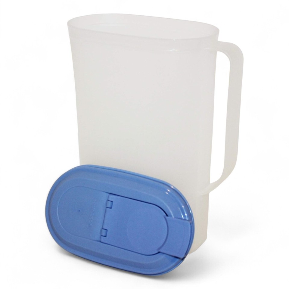 Tupperware Slim Oval 2 Quart Pitcher Refrigerator Pitcher Blue Lid NEW ...