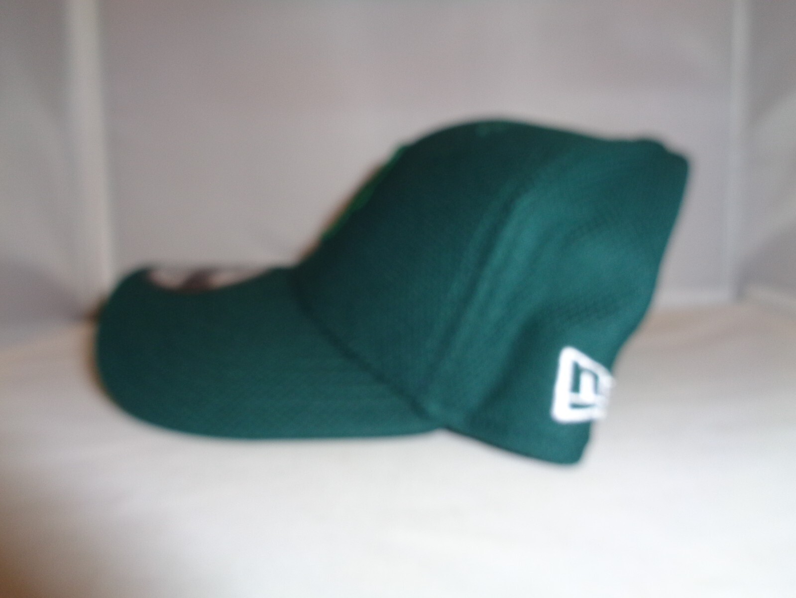 Oakland Athletics New Era 39THIRTY Flex-Fit MLB Baseball Cap Hat (MEN ...