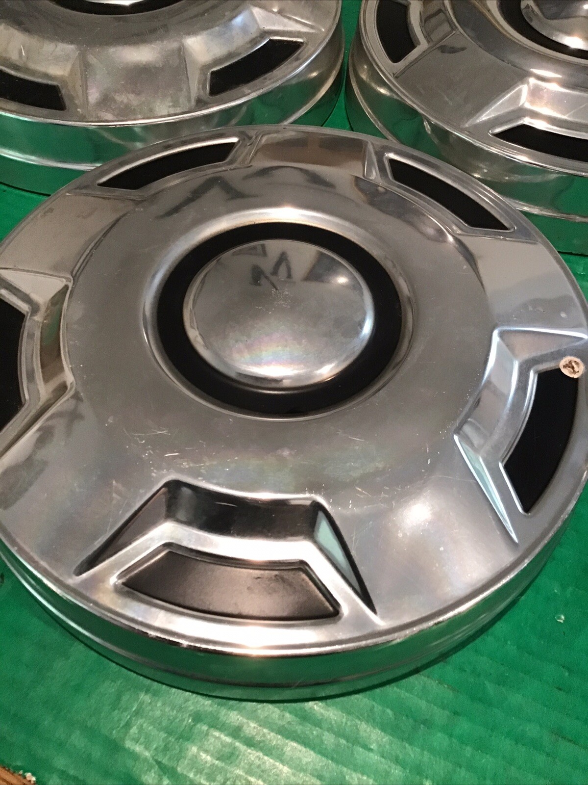 Set of 5 Ford F100 F150 Bronco Hubcaps 1976-1991 D7TA-1130-BA OEM Dog ...