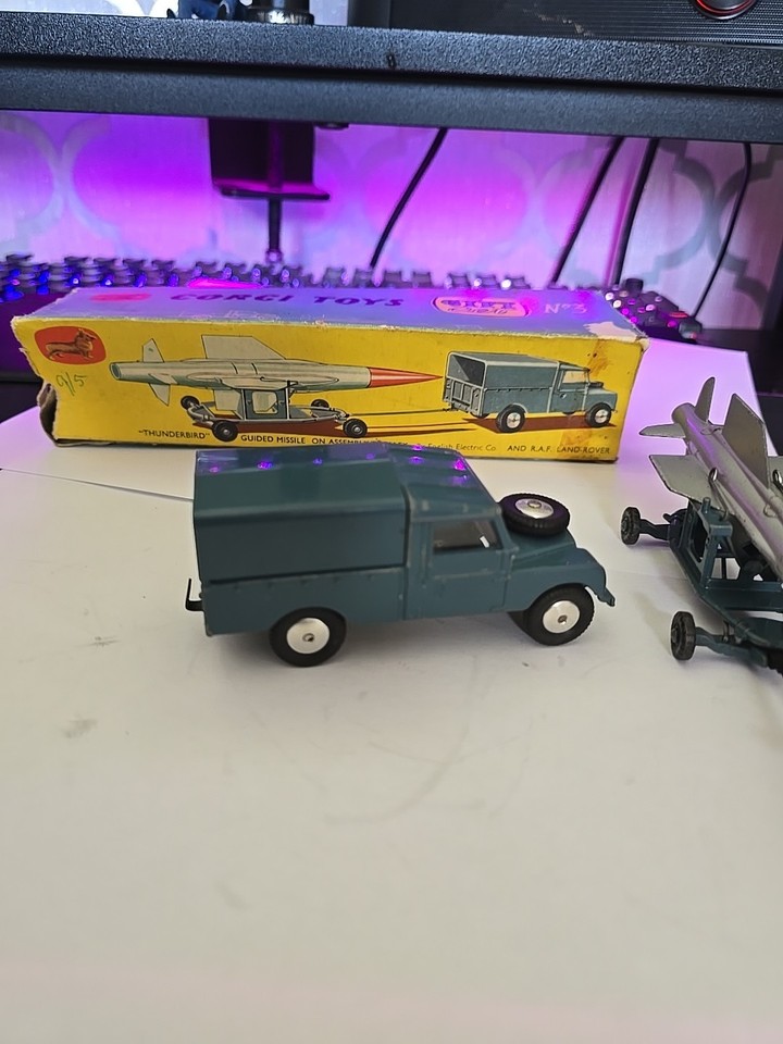 Corgi Toys Thunderbird Guided Missile RAF Land Rover Gift Set No. 3 ...
