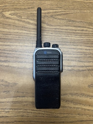 ADVANCED WIRELESS COMMUNICATIONS AWR-D7000N UHF Two Way Radio | eBay