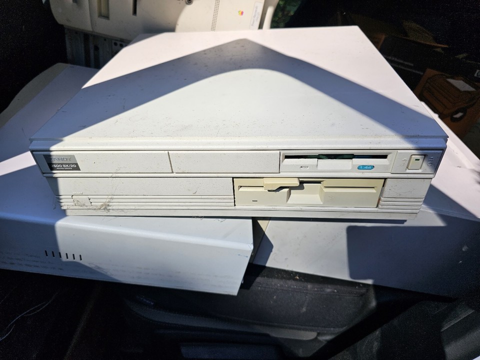 Vintage Computers Lot Of 80 Plus Apple Omni Tech Gateway Dell Motorola ...
