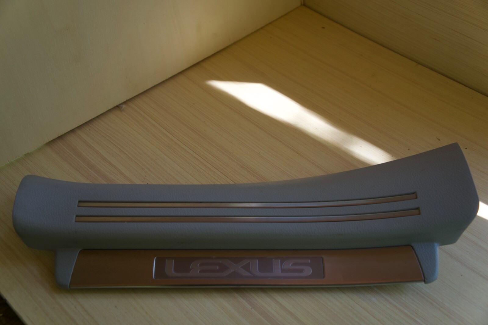 2010-2012 LEXUS LS460 REAR LEFT DRIVER SIDE DOOR SILL SCUFF TRIM PLATE ...