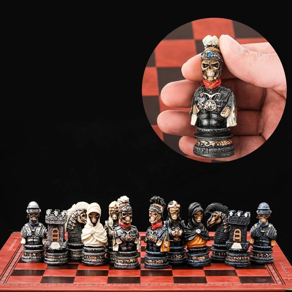 32PCS Horror Theme Chess Board Set Handmade Wooden Luxury Chess Pieces ...