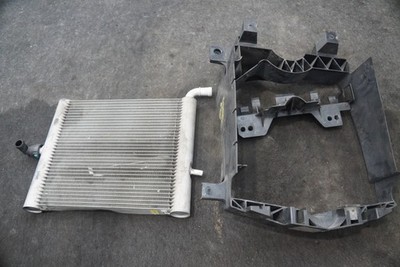 Front Left Auxiliary Radiator Bracket LR181521 Range Rover Sport L494 ...