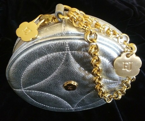 ERIC JAVITS NY SILVER METALLIC PURSE HANDBAG GOLD CHAIN CHARM WRISTLET ...