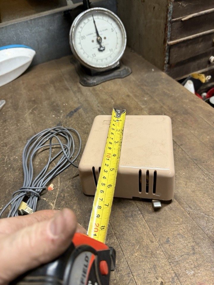 Vintage ITT 139-BA 8-83 Electric Telephone Phone Beige Subset Bell ...