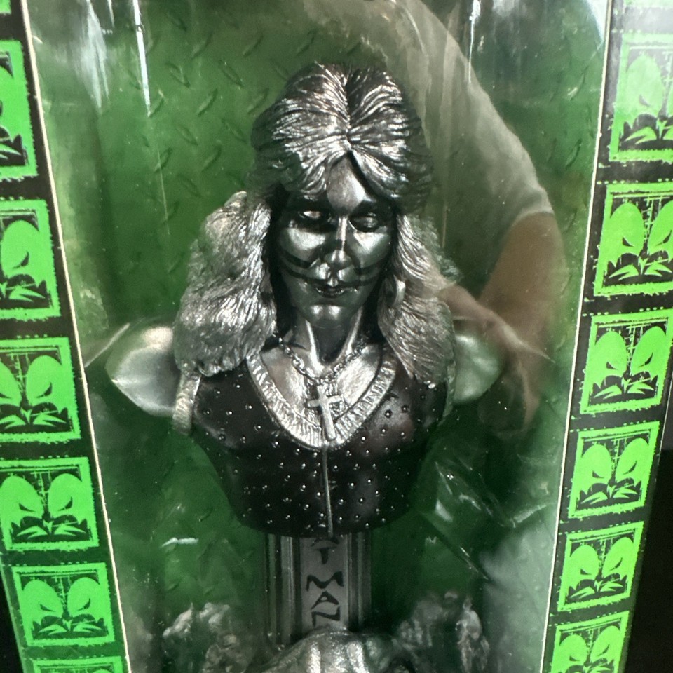 Peter Criss KISS Bust Statue Variant New 2002 The Catman McFarlane | eBay