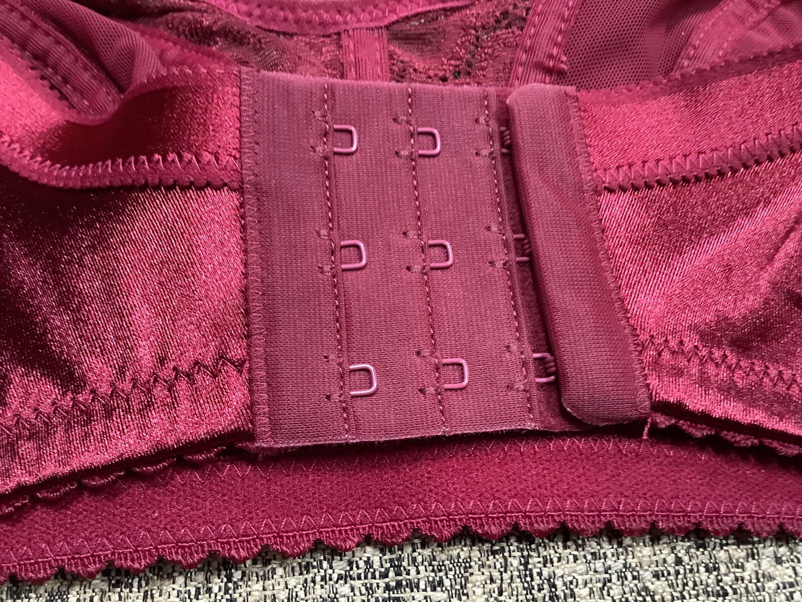 🌸36D DAMART MINIMISER WHITE NON WIRED LACY BRA FEATURE STRAPS (NEW🏷 ...