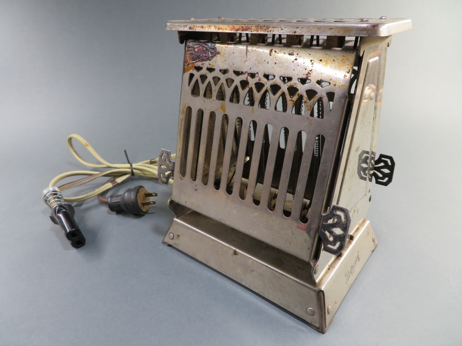 Antique Hotpoint 1910 Edison Electric Appliance Co Toaster No. 116T24 ...