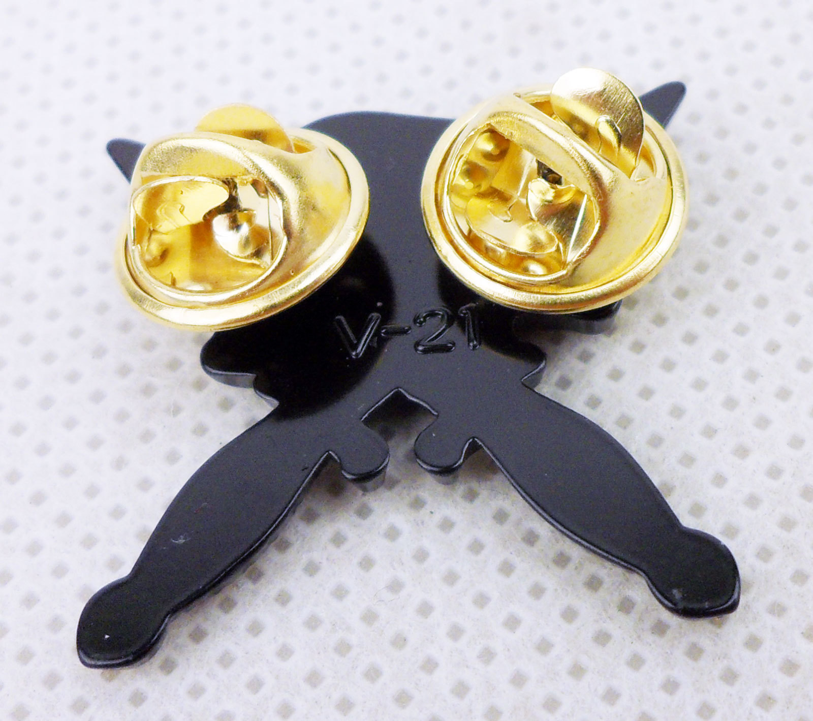 SOLDIER OF FORTUNE HAT PIN OMEGA FORCE BERET DAGGER PIN Special Forces ...