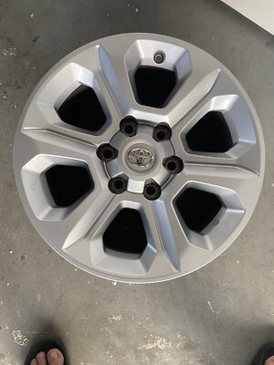 17” Toyota 4RUNNER OEM Wheel 14-22 Rim Original Factory 6 spoke 75153 W ...