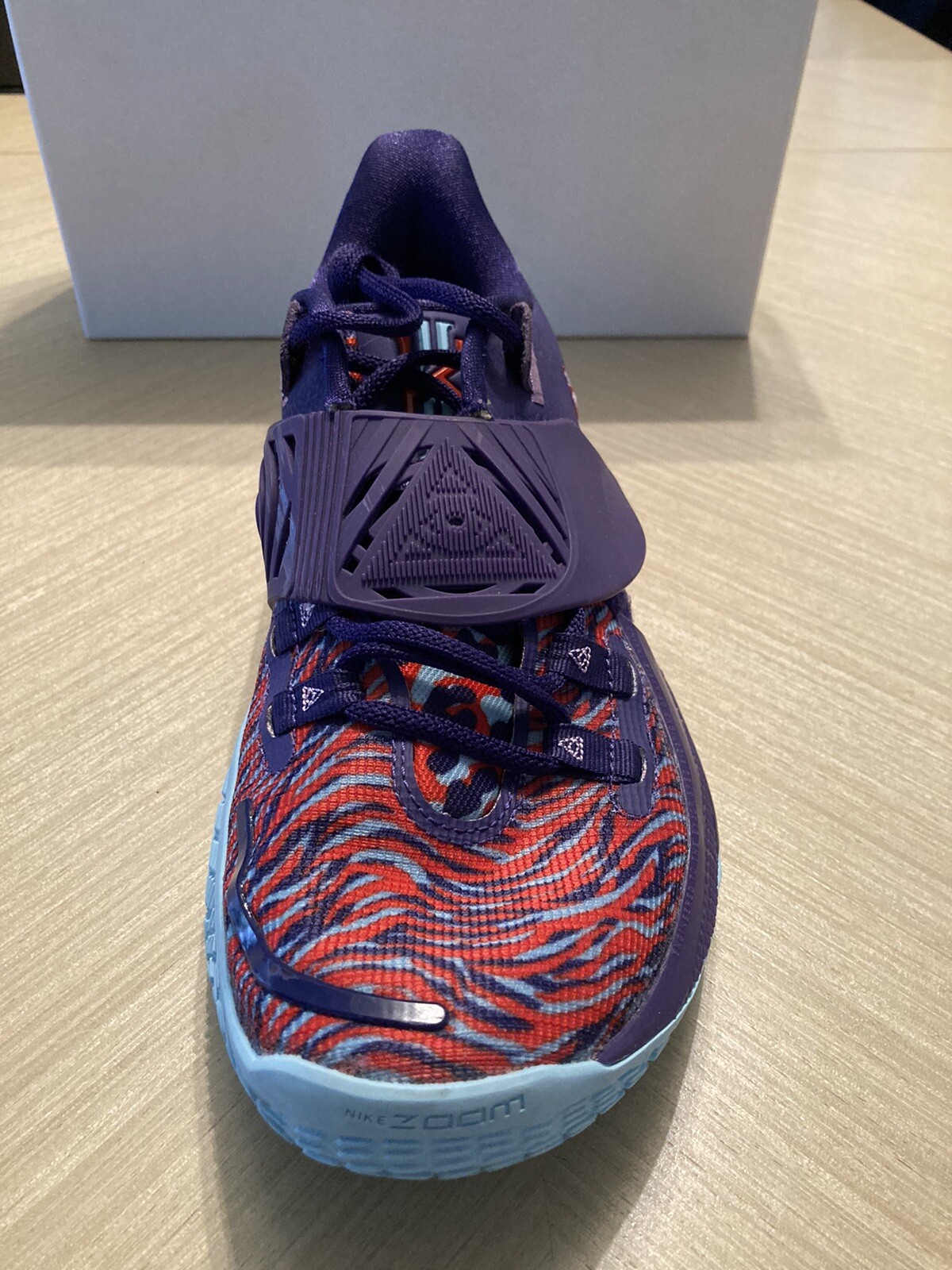 LEFT SHOE ONLY Nike Kyrie Low 3 Orchid 2020 Basketball Men’s Size 9