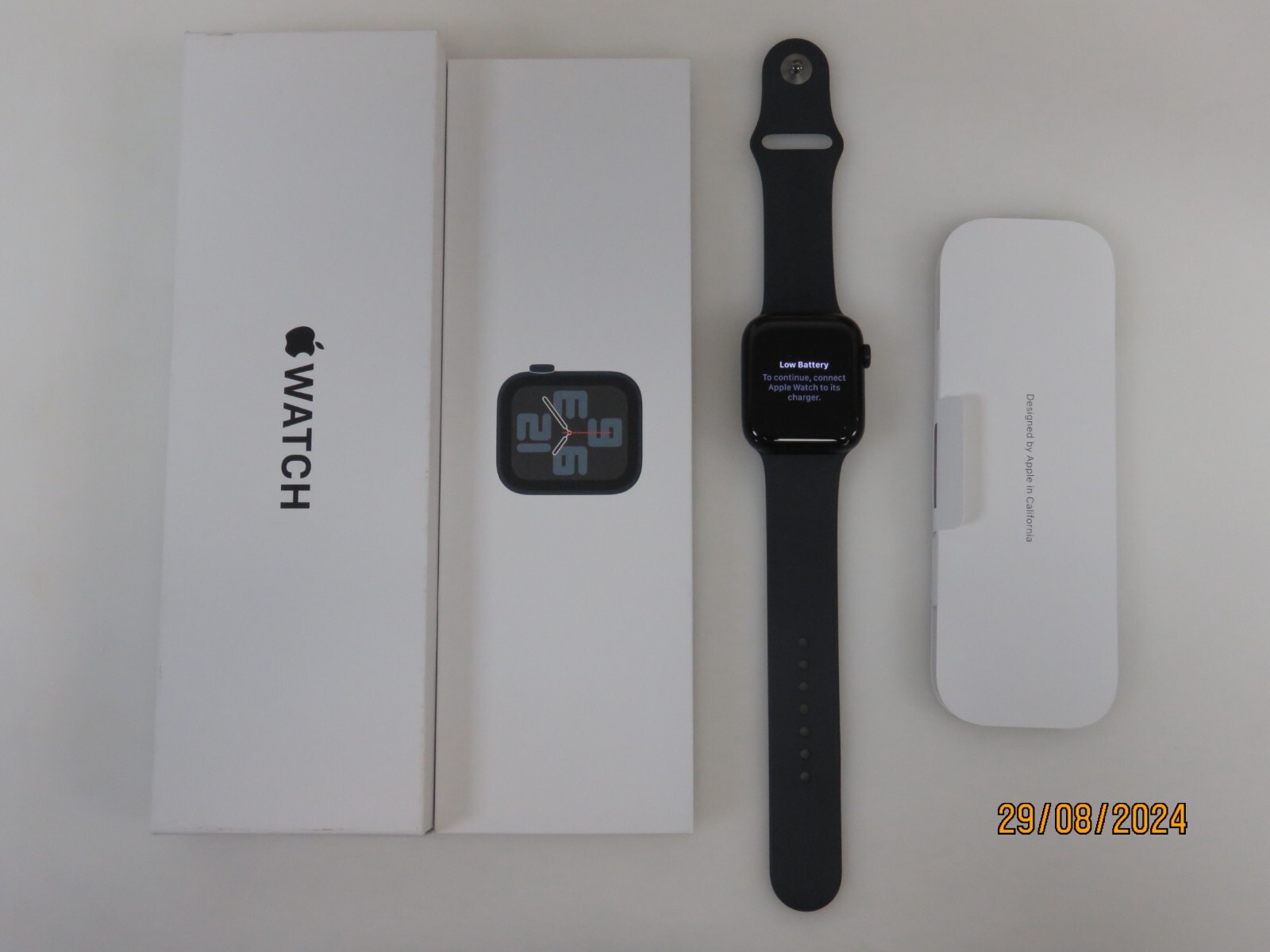 Apple Watch SE GEN2 GPS 44mm Midnight Aluminum Case with M/L Midnight ...