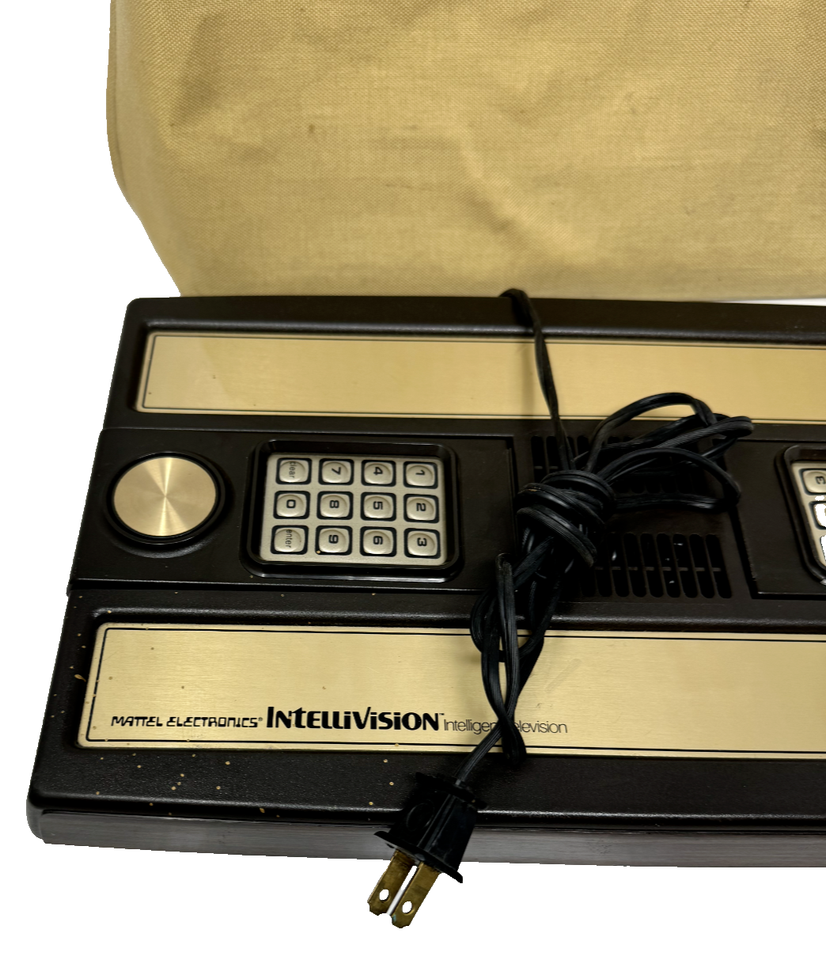 1979 Mattel Intellivision Game Console Model 2609 With Controllers ...