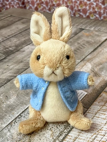 Gund Peter Rabbit Plush Bunny Beatrix Potter Blue Coat 2021, 6053544, 7 ...