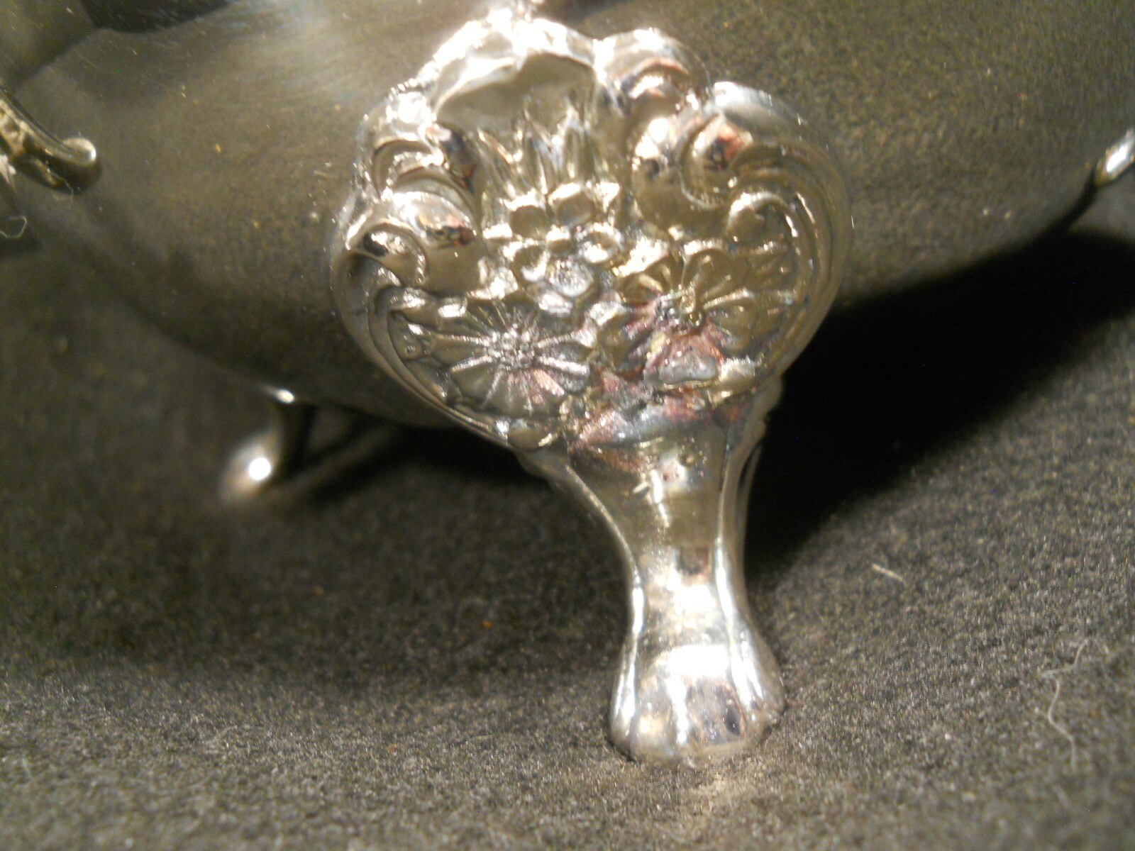 Raimond Silverplate Georgian Scroll 8" Footed Water Pitcher with Ice ...