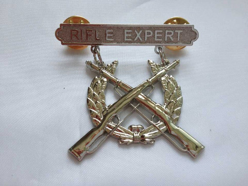 USMC US Marine Corps Rifle Qualification Expert Shooting Badge Pin ...