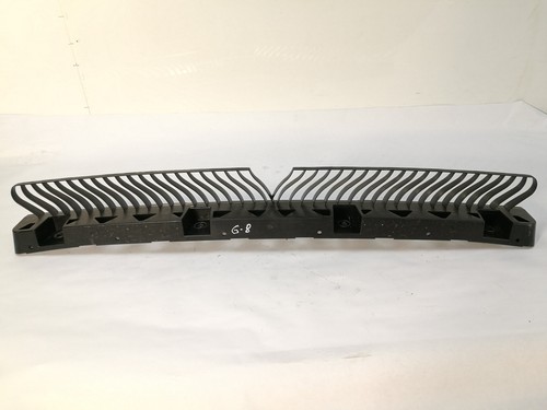 VW GOLF VIII Variant CG5 2.0TDI Rear Bumper Middle Bracket Mount ...