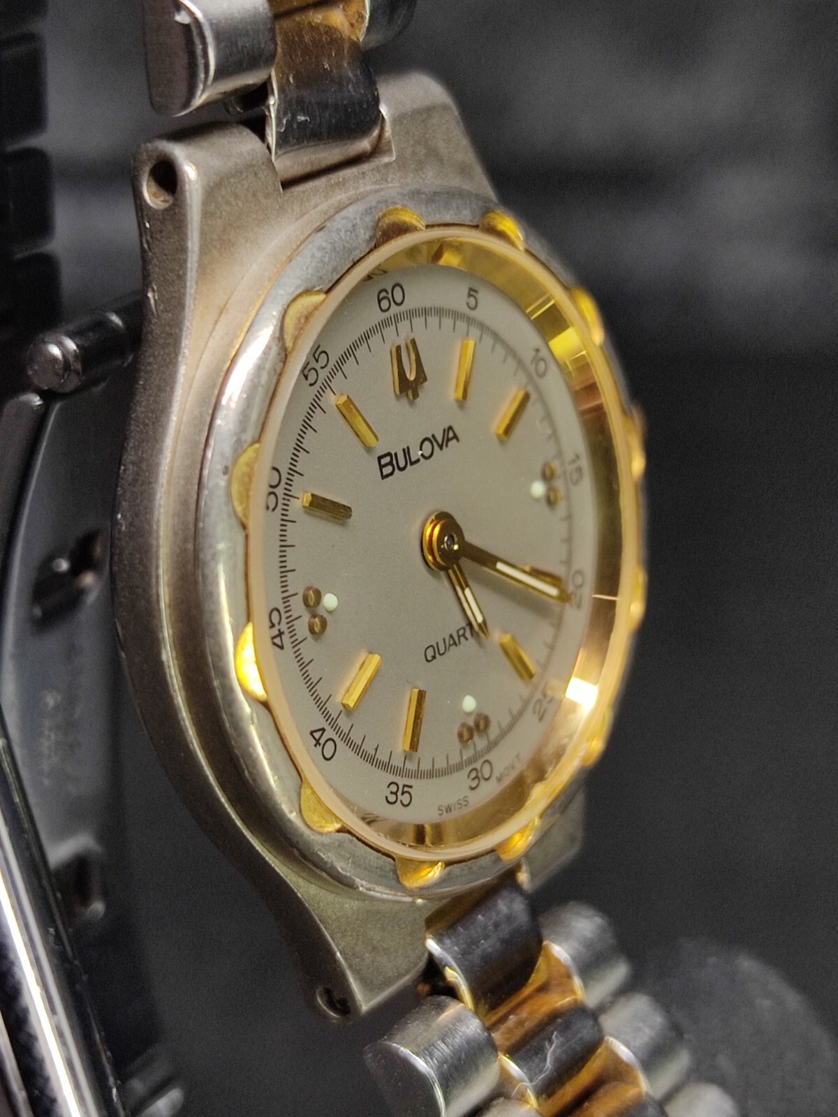 BULOVA 9063-5020 Ladies quartz wristwatch battery replaced from japan ...