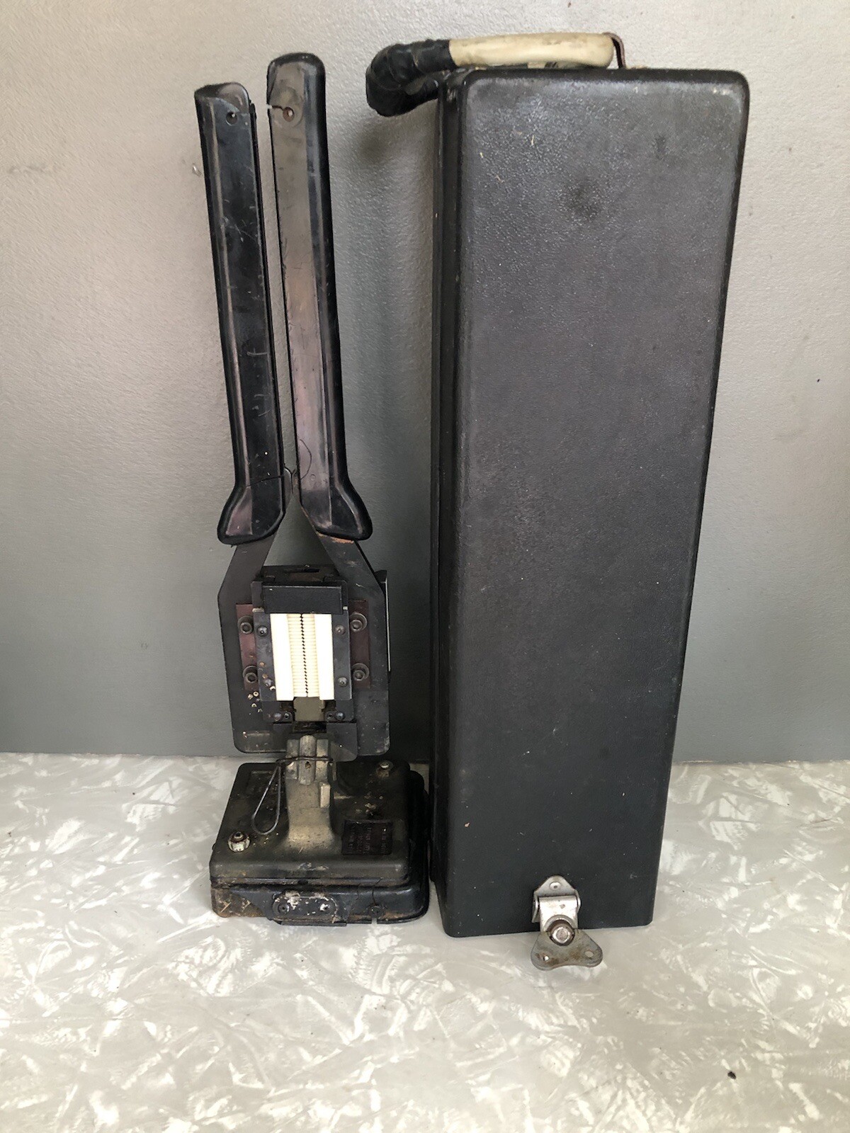 Vintage AMP 229378 50-Pin Butterfly Multi Insertion Crimp Tool with ...