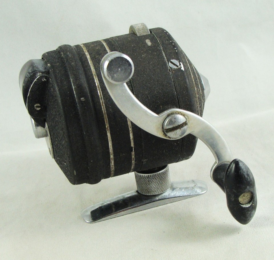 Unusual Old Vintage HORROCKS-IBBOTSON DEFIANCE No. 1900 Spincast Reel ...