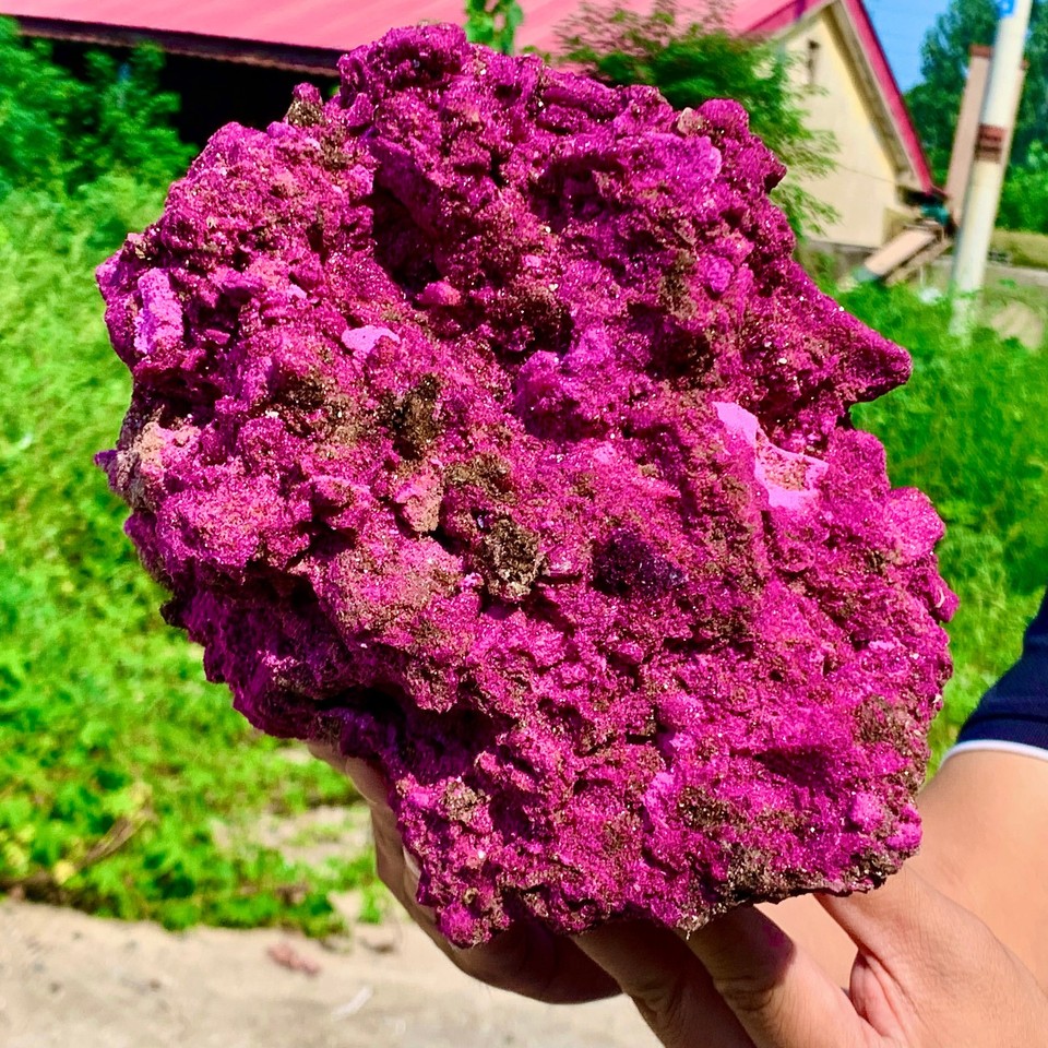7.65LB Natural coarse red corundum and phlogo mineral powder ruby raw ...