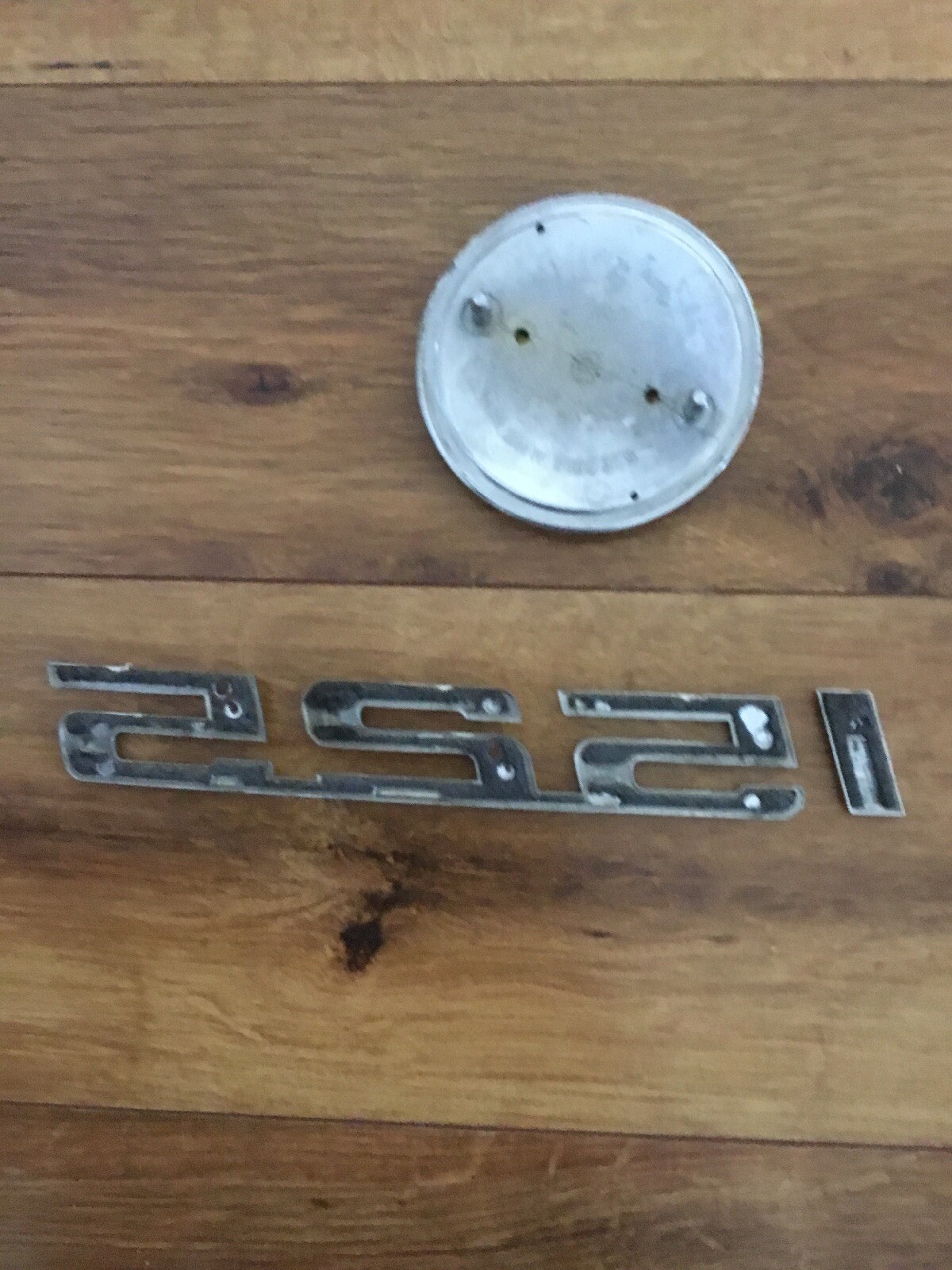 BMW ROUNDEL EMBLEM ORNAMENT OEM # 5114 8132375 USED And 525 I Trunk ...