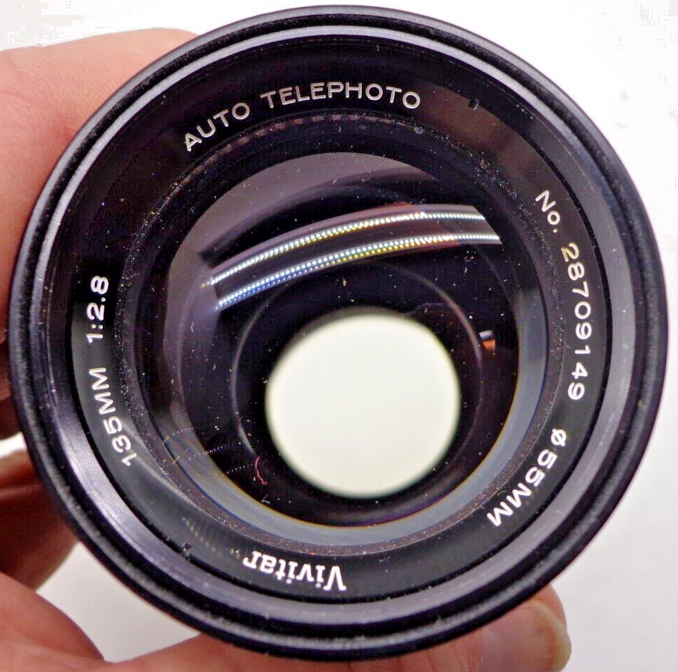 Vivitar 135mm 1:2.8 Auto Telephoto M42 Screw Mount SLR Vivitar 135mm 1:2.8 Auto Telephoto M42 Screw Mount SLR