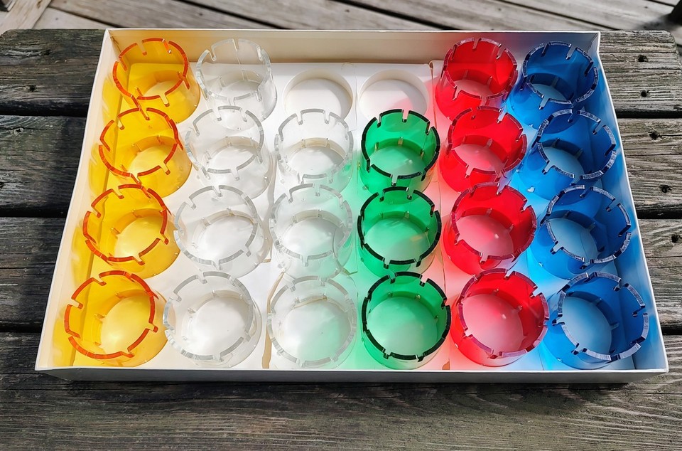 Vintage Set Of 22 Playplax Rings Building Toy 1970s Toys Construction 5 ...