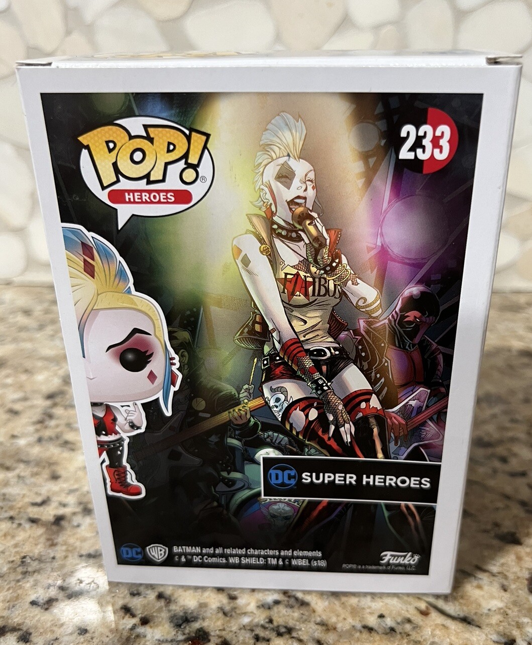 Funko Pop! Vinyl: DC Universe - Harley Quinn (Punk Rock) - Hot Topic ...