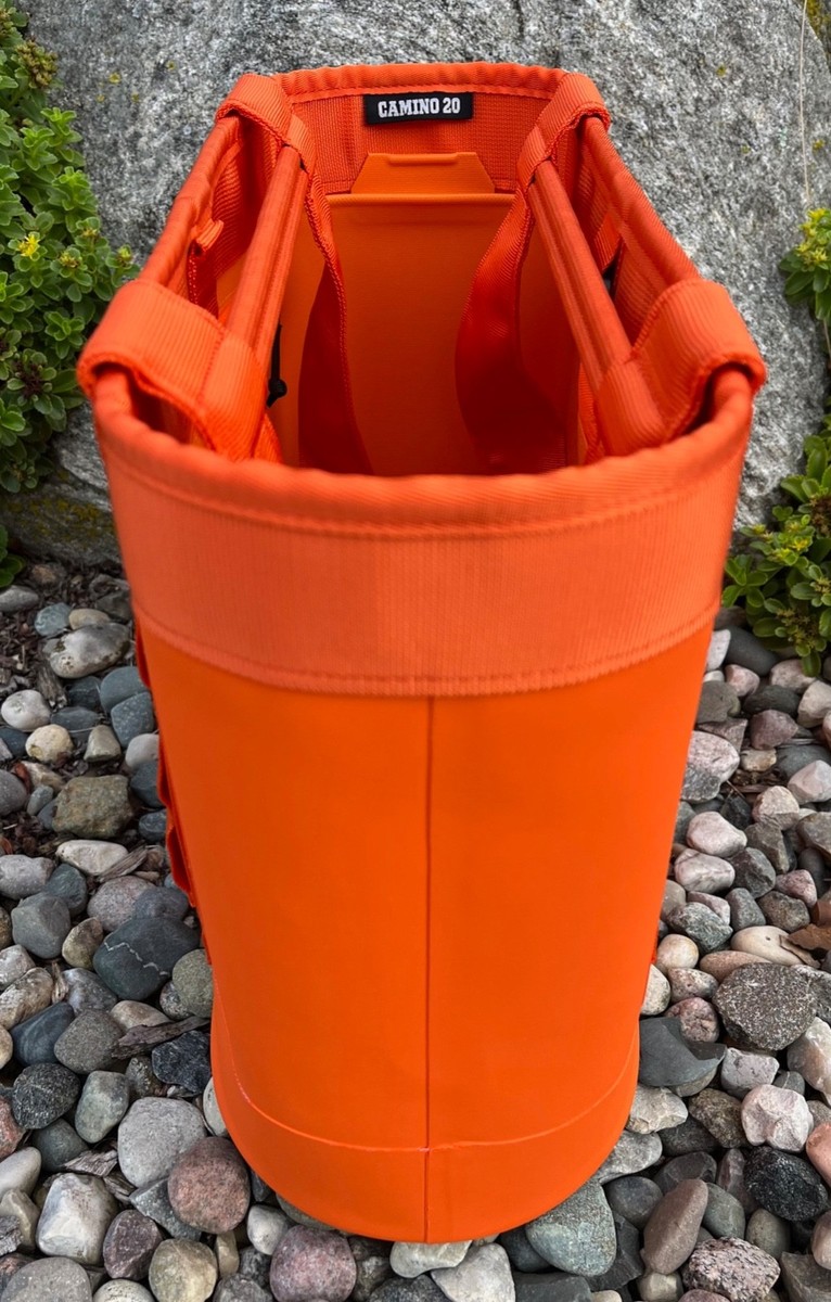 YETI Camino 20 Carryall Tote Bag LTD EDITION 👑🦀 KING CRAB ORANGE