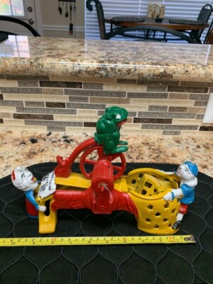 1875 VINTAGE J&E STEVENS CO CAST IRON BANK PROFESSOR PUG FROG GREAT ...