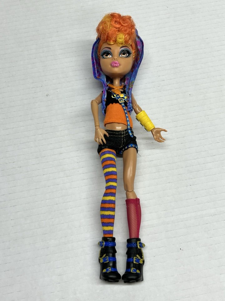4 First Wave Monster High Dolls Catty Noir Rochelle Goyle Viperine ...