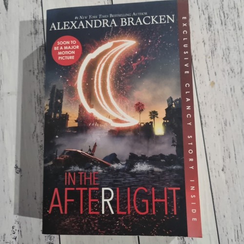 In the Afterlight (The Darkest Minds, Book 3) by Alexandra Bracken ...