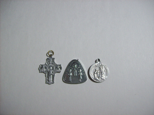Lot of Vintage Catholic Holy Medals, HOLY CHILDHOOD ASSOCIATION | eBay
