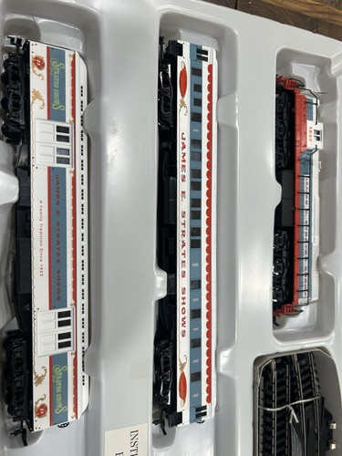 IHC HO CIRCUS TRAIN SET JAMES STRATES SHOWS PASSENGER CARS & DIESEL ...