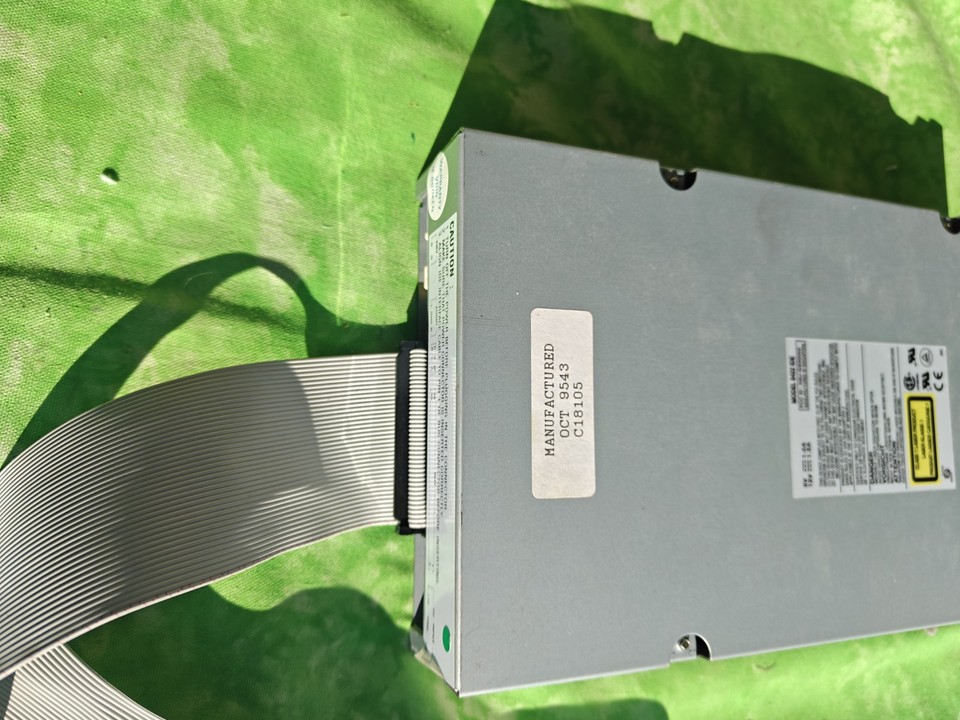 Vintage IDE CD-ROM Drive 5.25 Internal Model 8422 w/ Ribbon Cable ...
