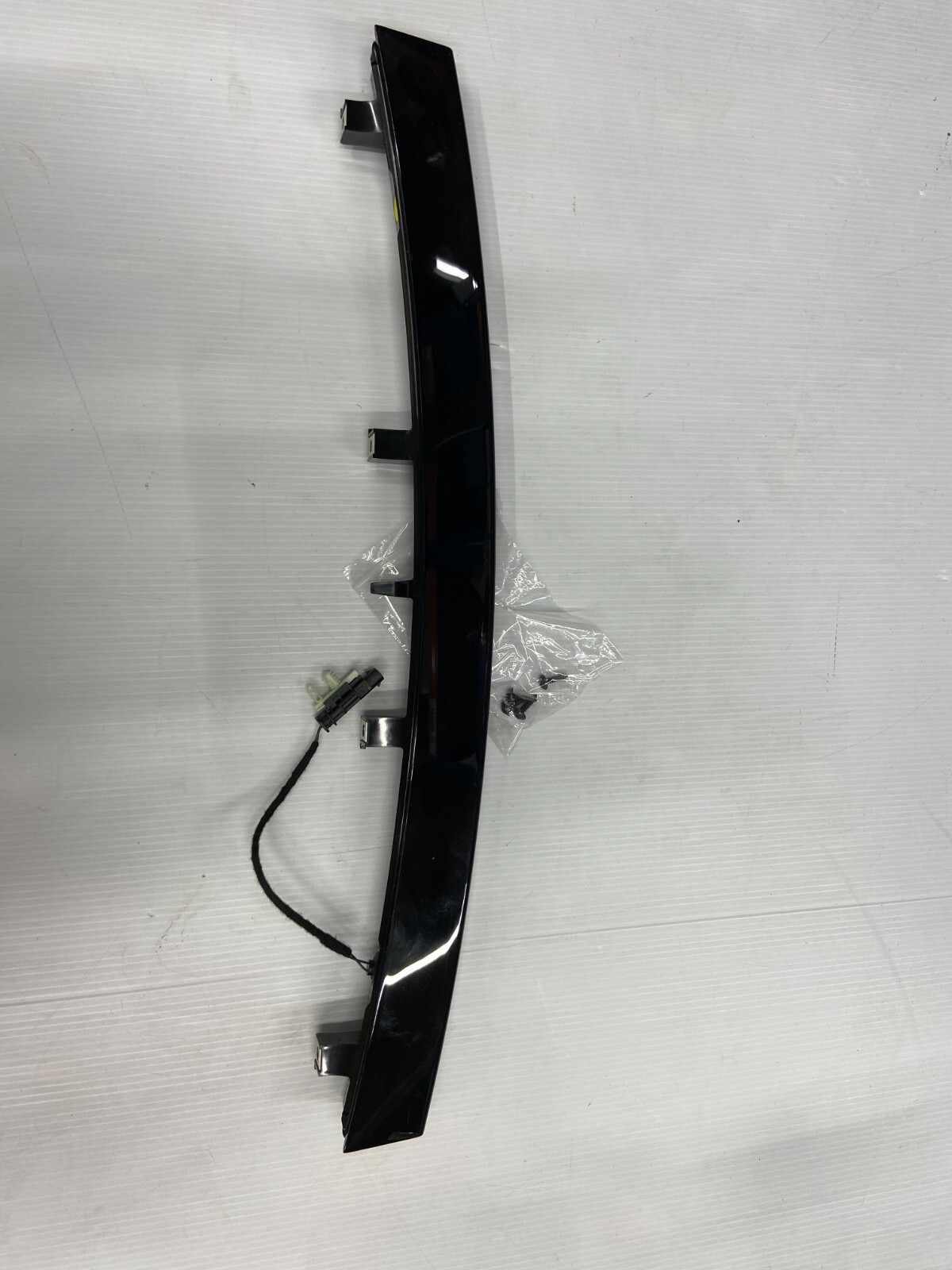 Genuine Land Rover / Range Rover High Level Brake Light LR085686 | eBay