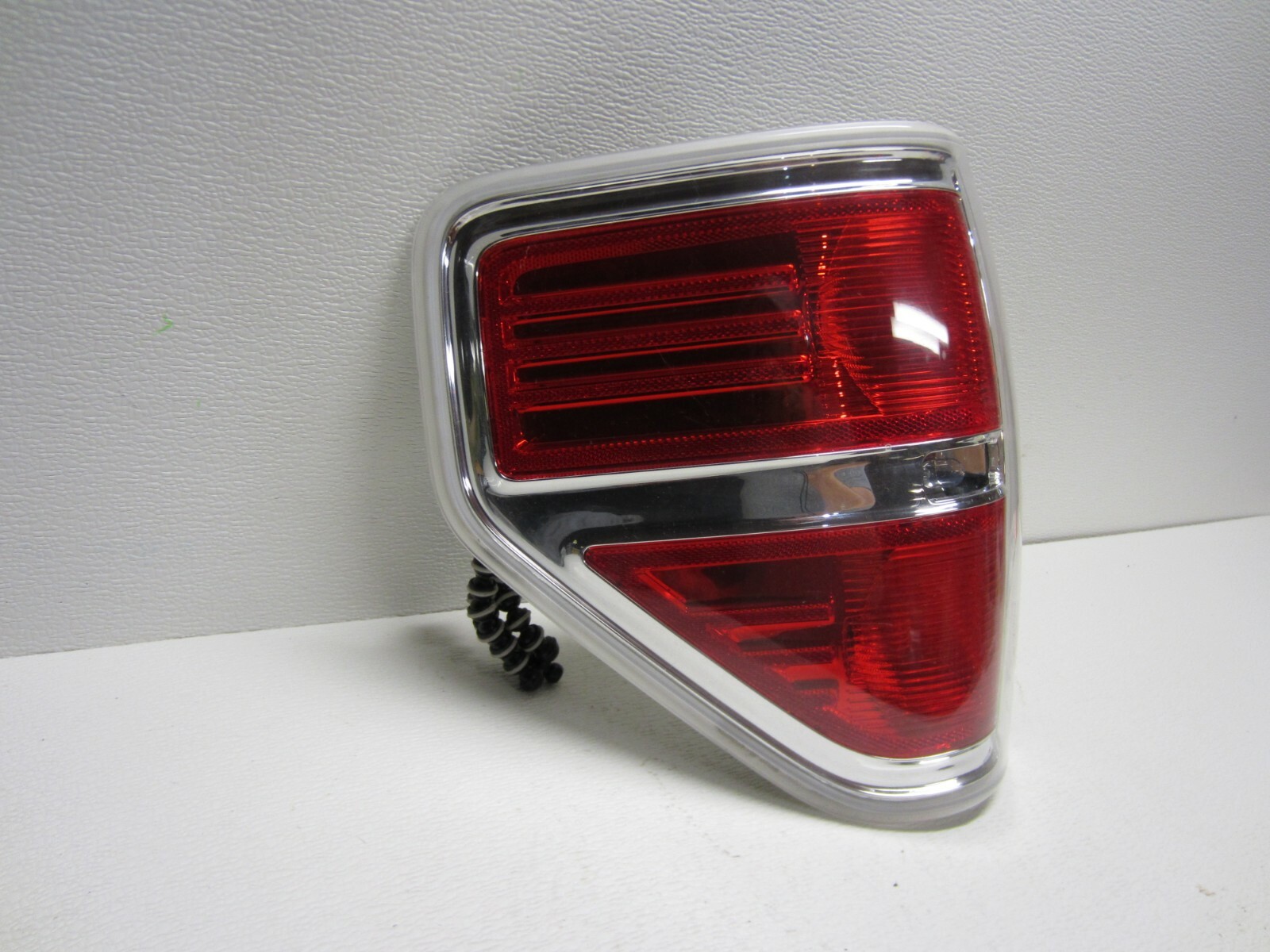 09 10 11 12 13 14 FORD F-150 REAR LEFT DRIVERS SIDE TAIL LIGHT OEM | eBay